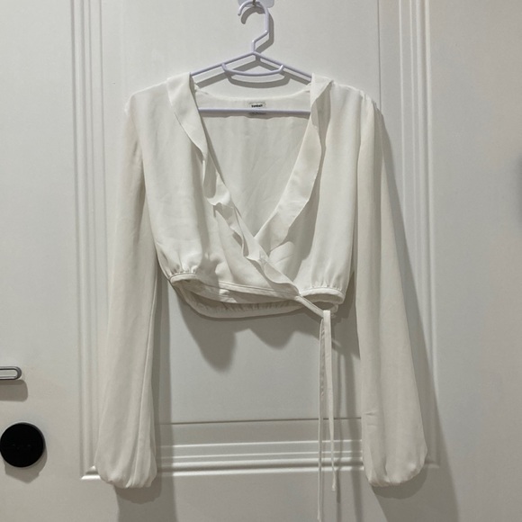 Aritzia | Tops | Aritzia Cropped Tie Top White | Poshmark
